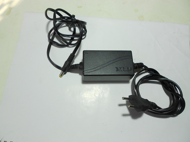 ADAPTER  12 VOLTI    2 AMPERA