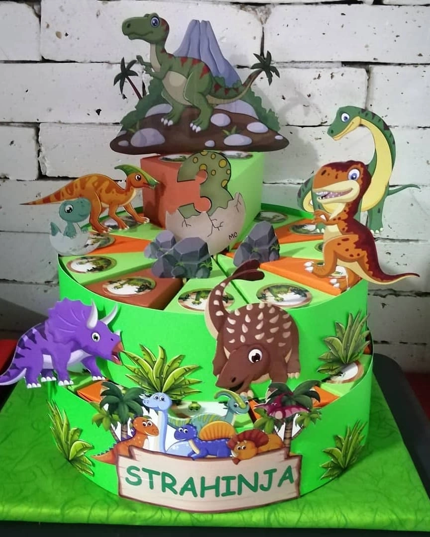 Kartonska torta Dinosaurus