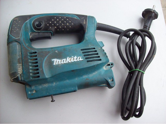 makita ubodna 4326 - 450 Wati