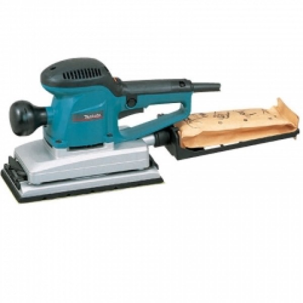 Makita Vibraciona brusilica BO4901