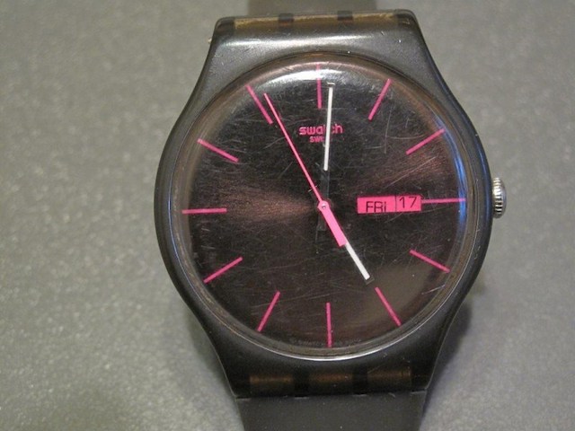 Swatch Rebel - veliki sat prečnika 41mm