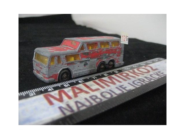MATCHBOX  coach  (T61-121ni)
