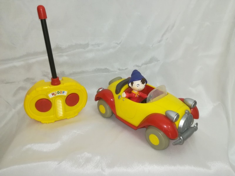 ** Noddy RC auto **