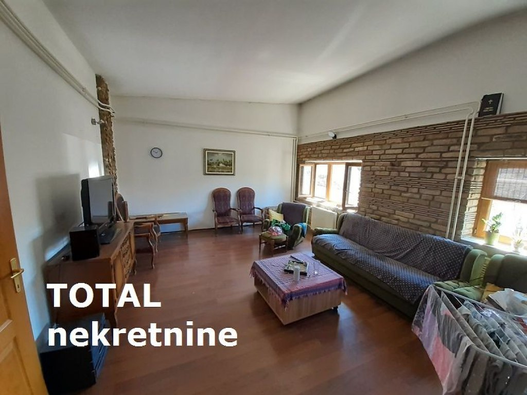 NOVI SAD - CENTAR - 70. 00 m2