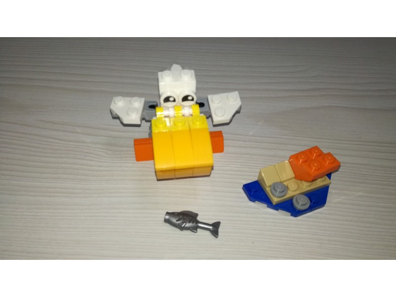 LEGO PELIKAN