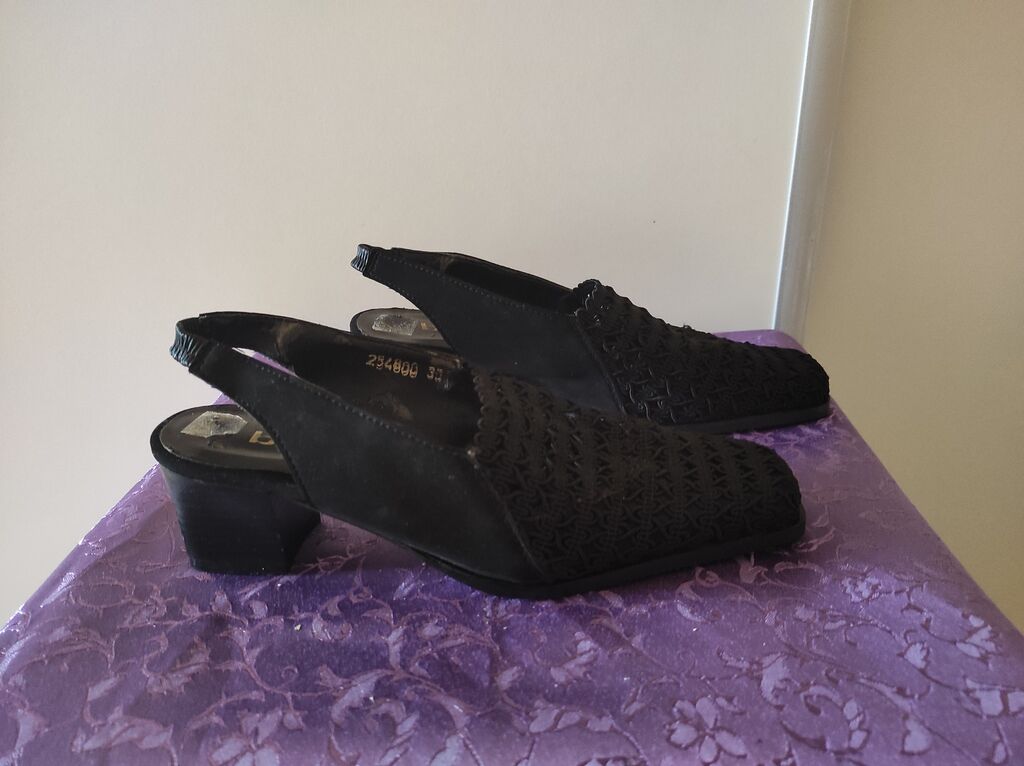 Sandale, Boreli, Size: 35