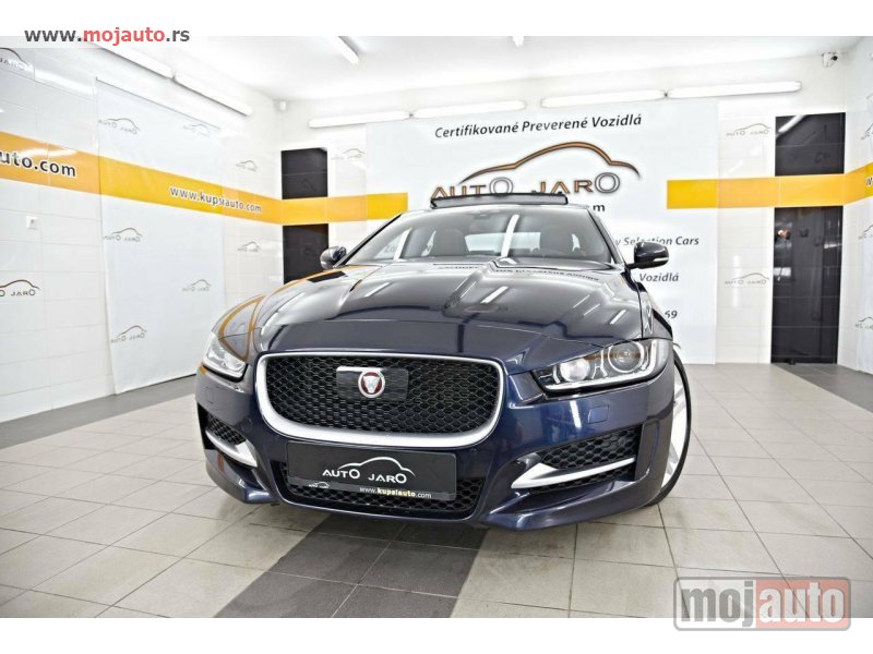 Jaguar XE