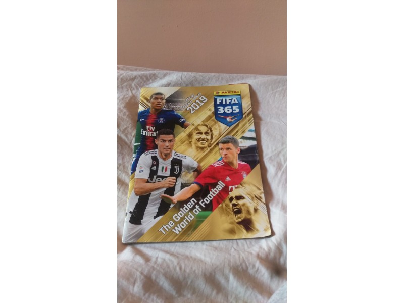fifa 365 2019 god sa oko 370 slicica u njemu