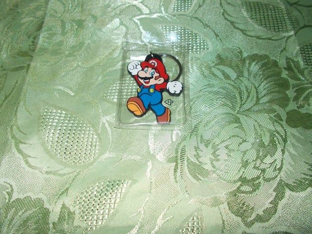 Super Mario privezak za kljuceve - NOVO