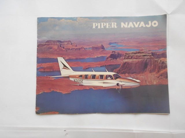 Piper  Navajo  promo materijal, engleski