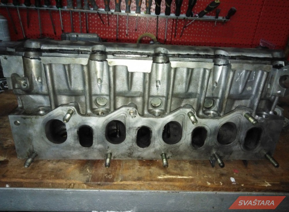 Glava motora 1.5 1.9 2.2 renault senik 2