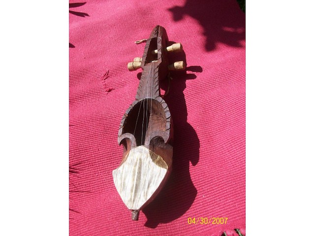 Stari Muzicki instrument