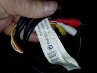 Scart to 3x Phono RCA AV Cable IN OUT Switchable Triple Lead