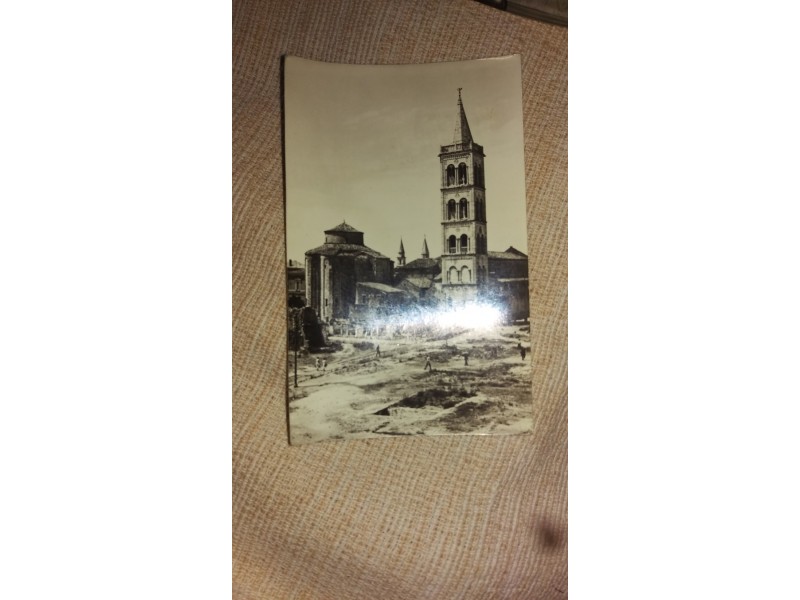 ZADAR CRNO BELA