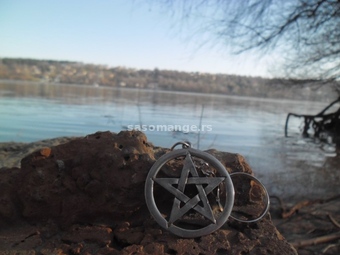 Pentagram zvezda privezak za kljuceve
