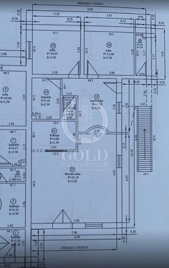 Petrovaradin. Trosoban, dvorišni stan. 80m2, 85490 eur ID#3354