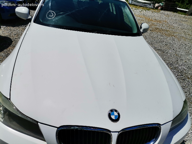 Hauba za BMW e 90 318 Restayling 2011