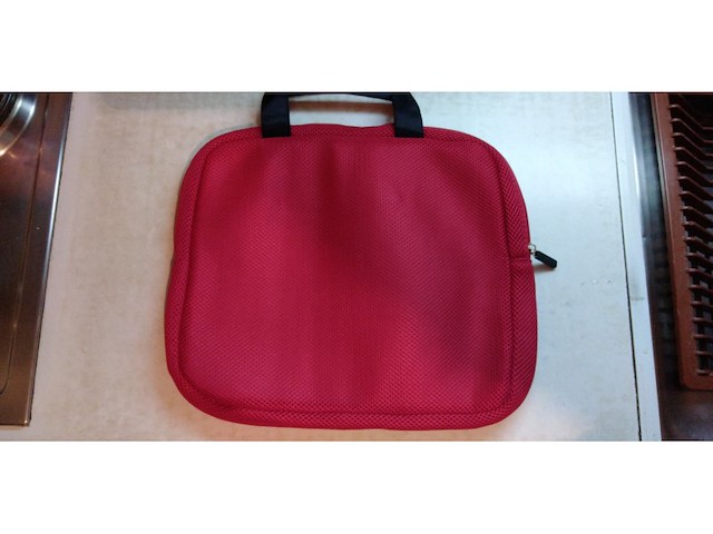 BENETTON torba sa 2 rucke i rajsferslusom 36x31 cm. crv