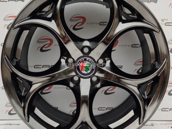 19 Alfa Romeo Alu felne 5x110, 19x8.5j, et35, cb 73,1.