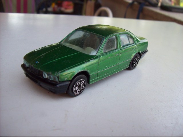 BMW 535i burago SCALA 1/43 - Made in Italy