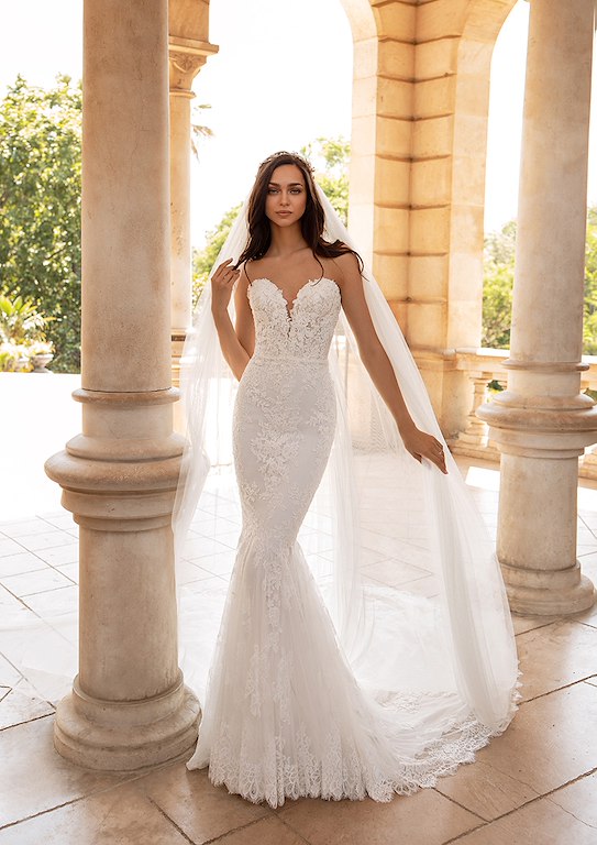 Pronovias / Ermin