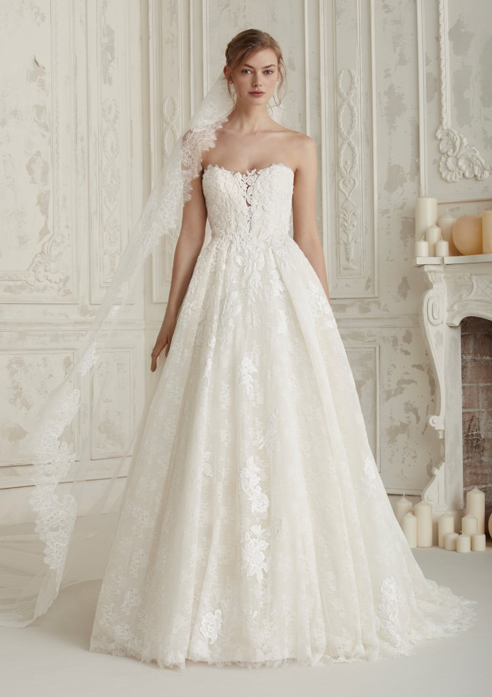 Pronovias / Elbia