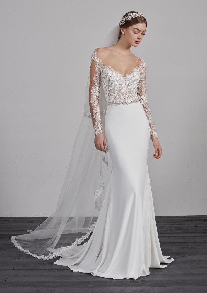 Pronovias / Emy