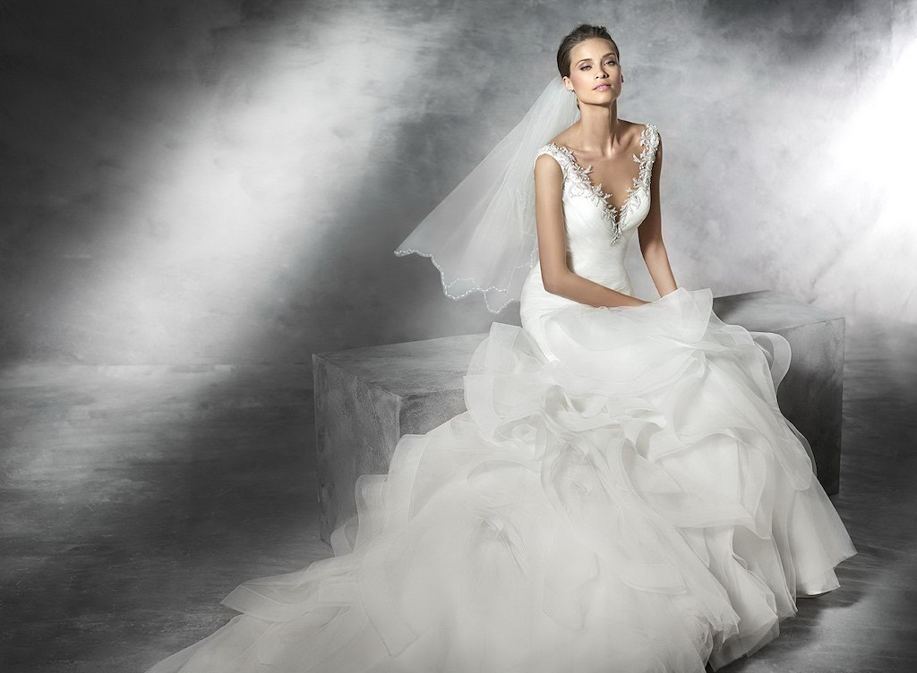 Pronovias / Precious