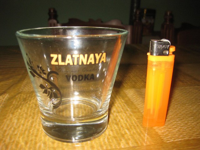 Čaša Vodka Zlatnaya (RETKO)