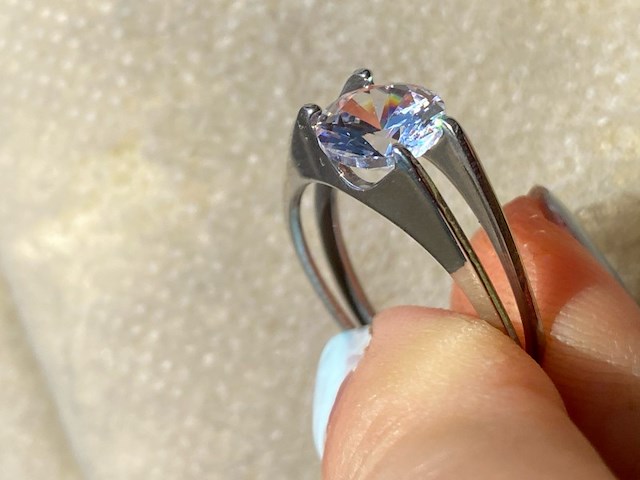 Prsten od cirkona i hirurškog čelika, 19 mm