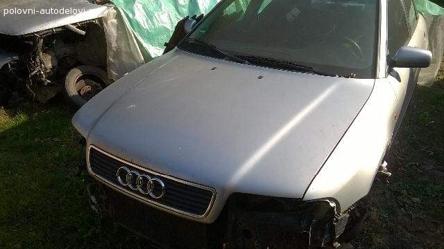 Prodajem haubu za Audi A4 B5 1,8 benzin