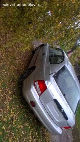 Prodajem delove za Hunday Accent 2 1,3 benzin,2000 godište!