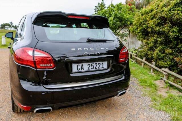 GEPEK ZA PORSCHE CAYENNE ,ZADNJI BRANIK