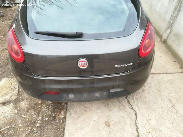 Fiat bravo 2 zadnji branik