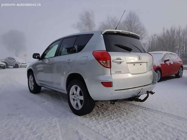 RAV4 delovi