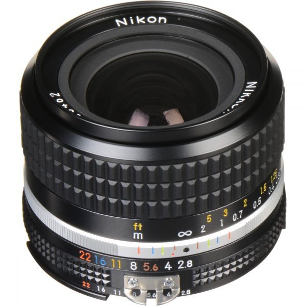 Nikon 24mm f/2.8 NIKKOR