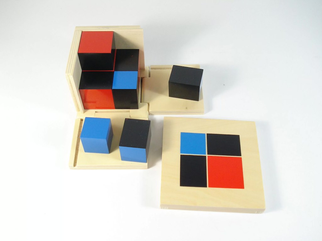 Montesori kocka 2×2
Montesori kocka 2×2