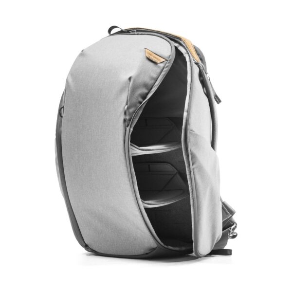 Peak Design Backpack
Everyday 20L Zip
