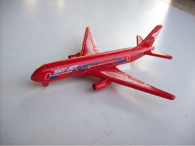 BOEING 767 Majorette