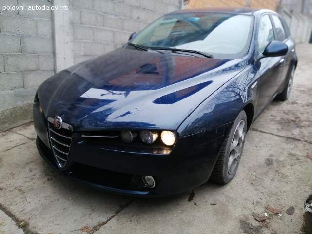 Alfa Romeo 159 soferka