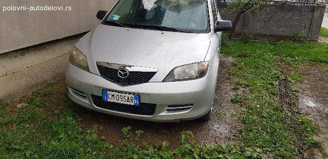 MAZDA 2 polovni delovi