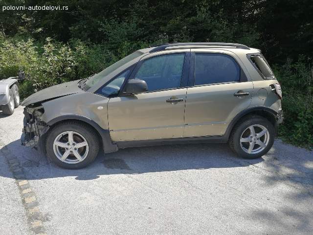 Fiat Sedici Suzuki SX4 delovi