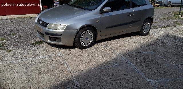 Prednji branik fiat stilo