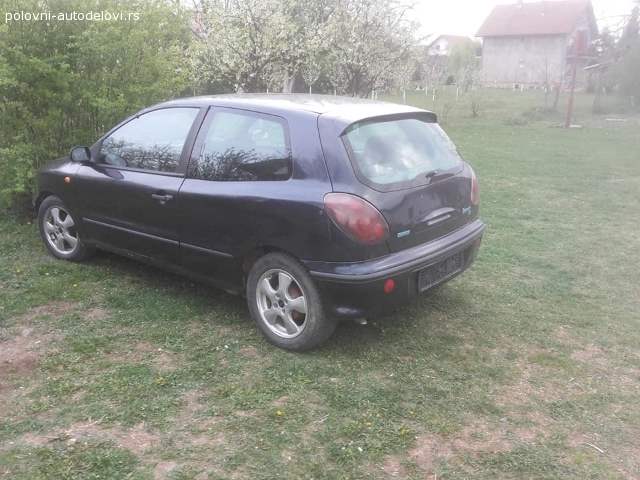 Fiat bravo delovi