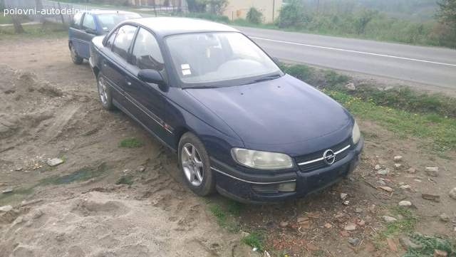 Opel omega 2.0 bezinac Delovi 061-6226-825 viber sms poziv