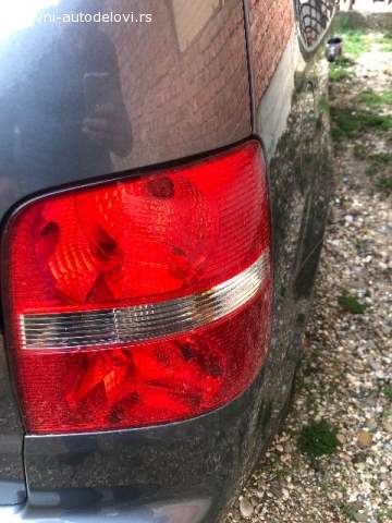 Zadnje lampe Vw Touran