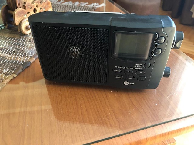 Prenosivi radio (MP man), sa kablom ili na baterije