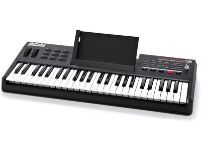 Akai Synthstation 49