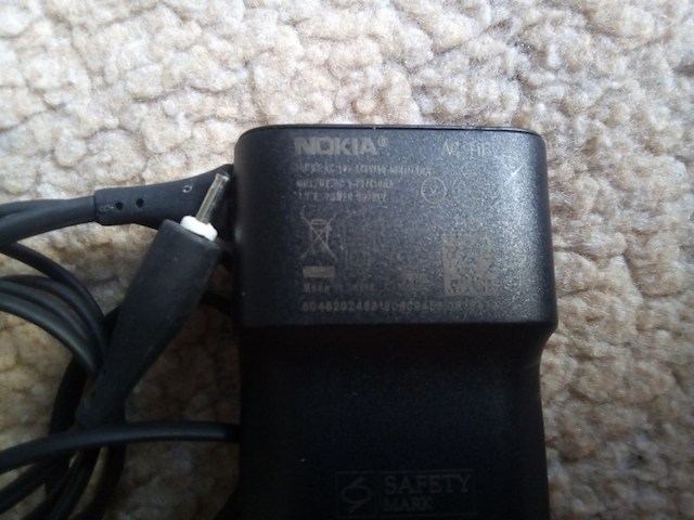 AC Adapter - Punjač za NOKIA telefon