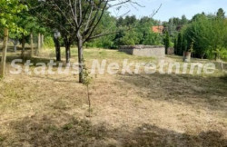 Čortanovci-Uknjižen Građevinski Plac 1100 m2 sa Vinogradom za Uživanje-065/385 8880